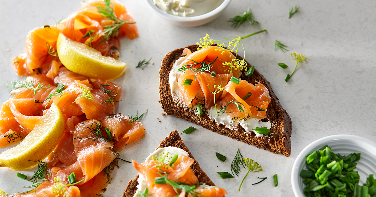 Gravlax de truite saumonée - Glouton Gravlax de truite saumonée - Glouton